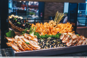 J65 Has Daily Seafood Buffets Featuring BBQ Seafood, Oysters & Lobsters ...