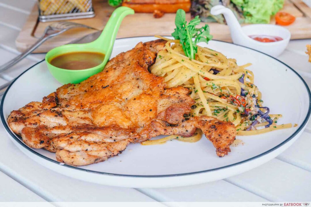 Craze Kitchen Review: New Halal-Certified Cafe Serving Cheap Western ...