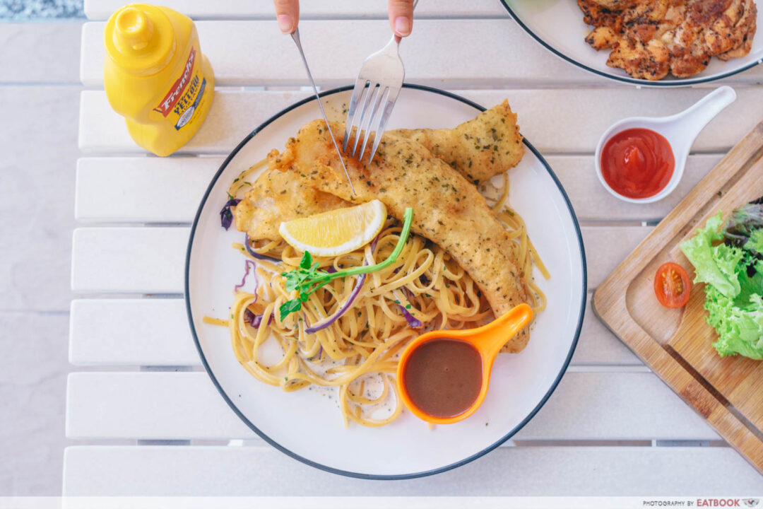 Craze Kitchen Review: New Halal-Certified Cafe Serving Cheap Western ...