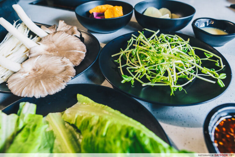 La Jiang Shan Hotpot Review: $15.80++ Conveyor Belt Hot Pot Buffet Near ...