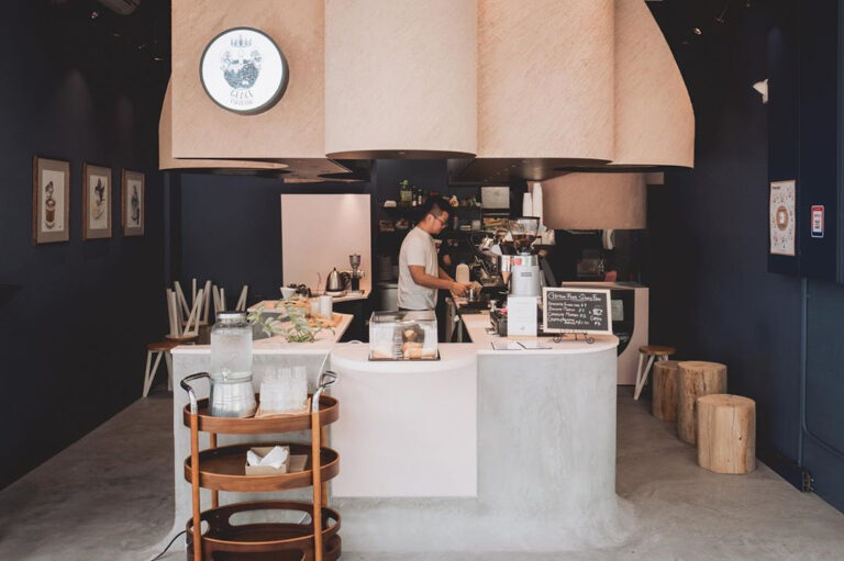 11 Beautiful Coffee Cafes In Singapore With Artisanal Brew From $3 ...