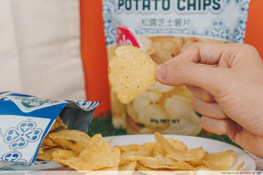 Shi Le Po Has New Black Pepper Crab Fish Skin And Truffle & Cheese ...