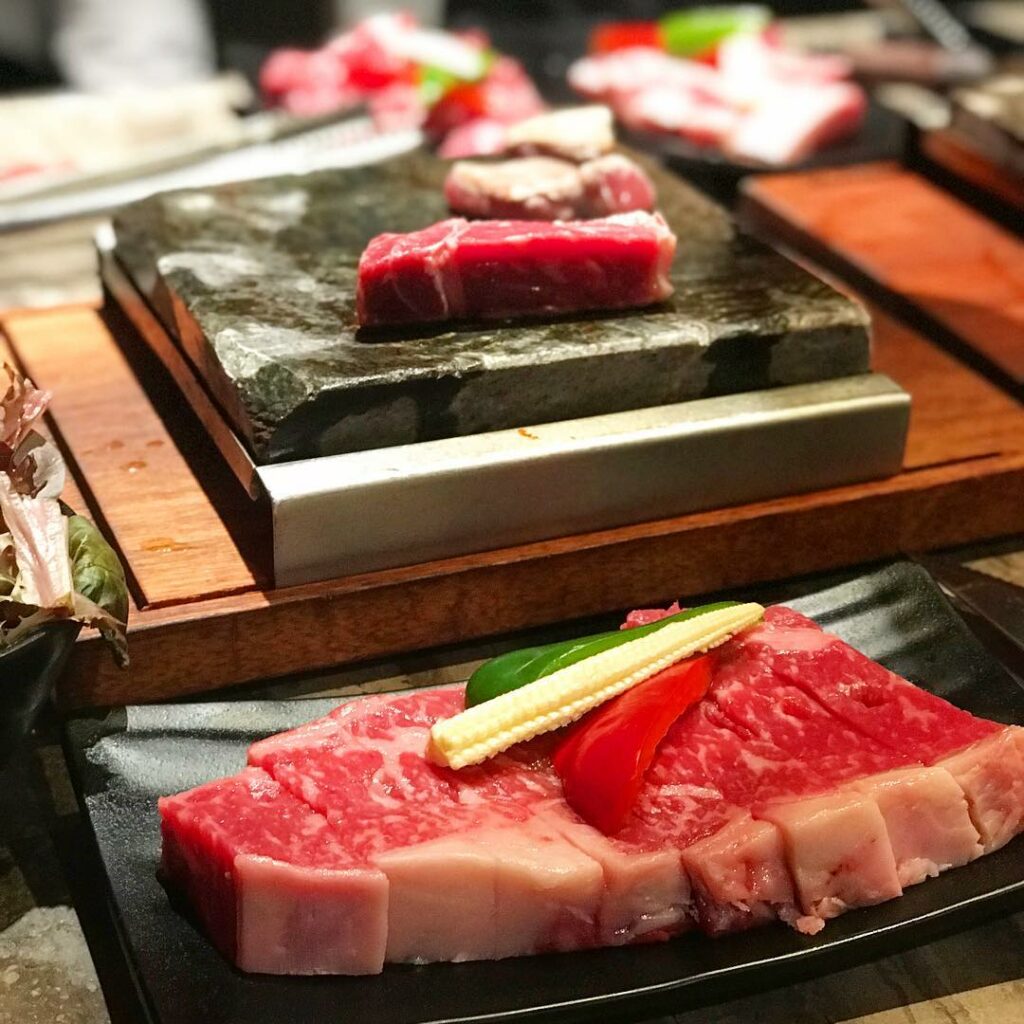 1-for-1 Steak And Seafood Buffet At Hot Stones Restaurant Till 15 Mar ...