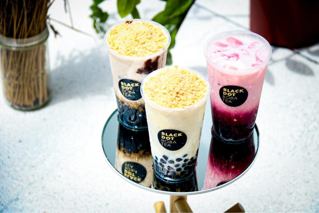 Black Dot Boba Tea: Red Velvet And Brûlée Cheesecake Milk Tea By Tanuki ...