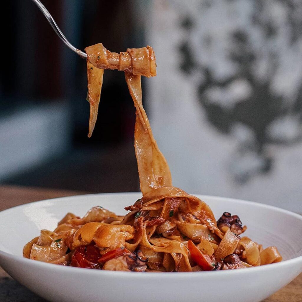 25 Pasta Delivery Services For All Budgets Including Escargot Pasta And ...