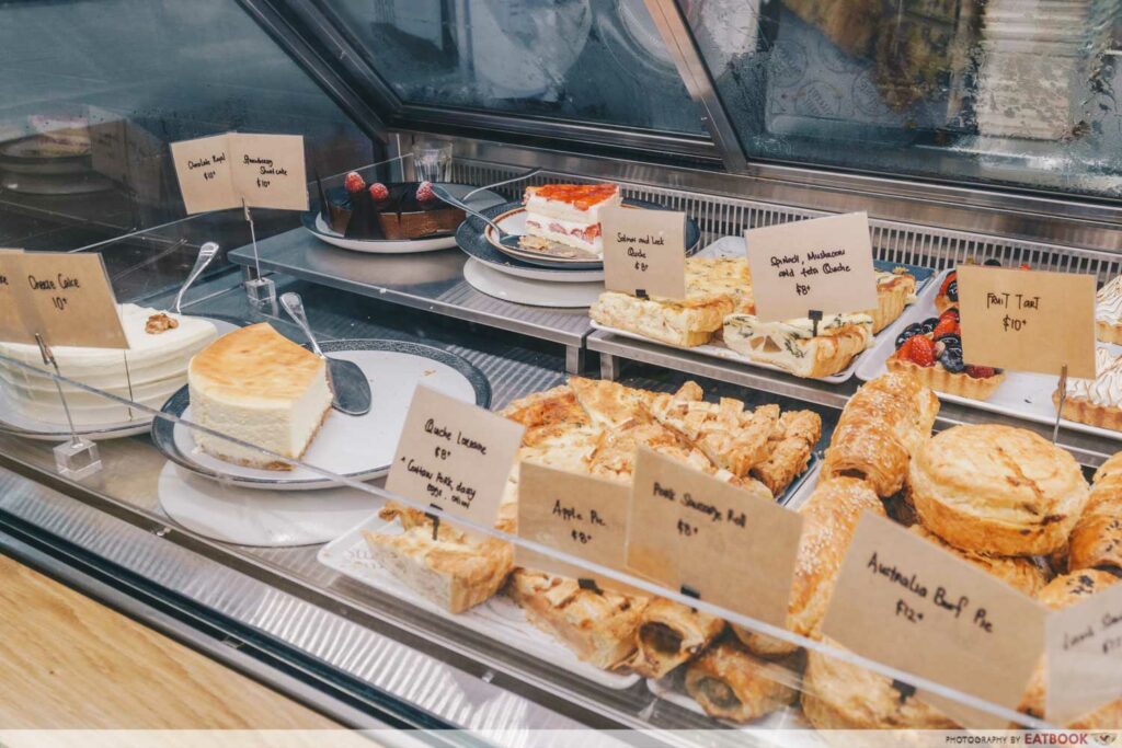 Little Farms Café Review: Hidden Cafe In A Supermarket With XXL Avocado ...