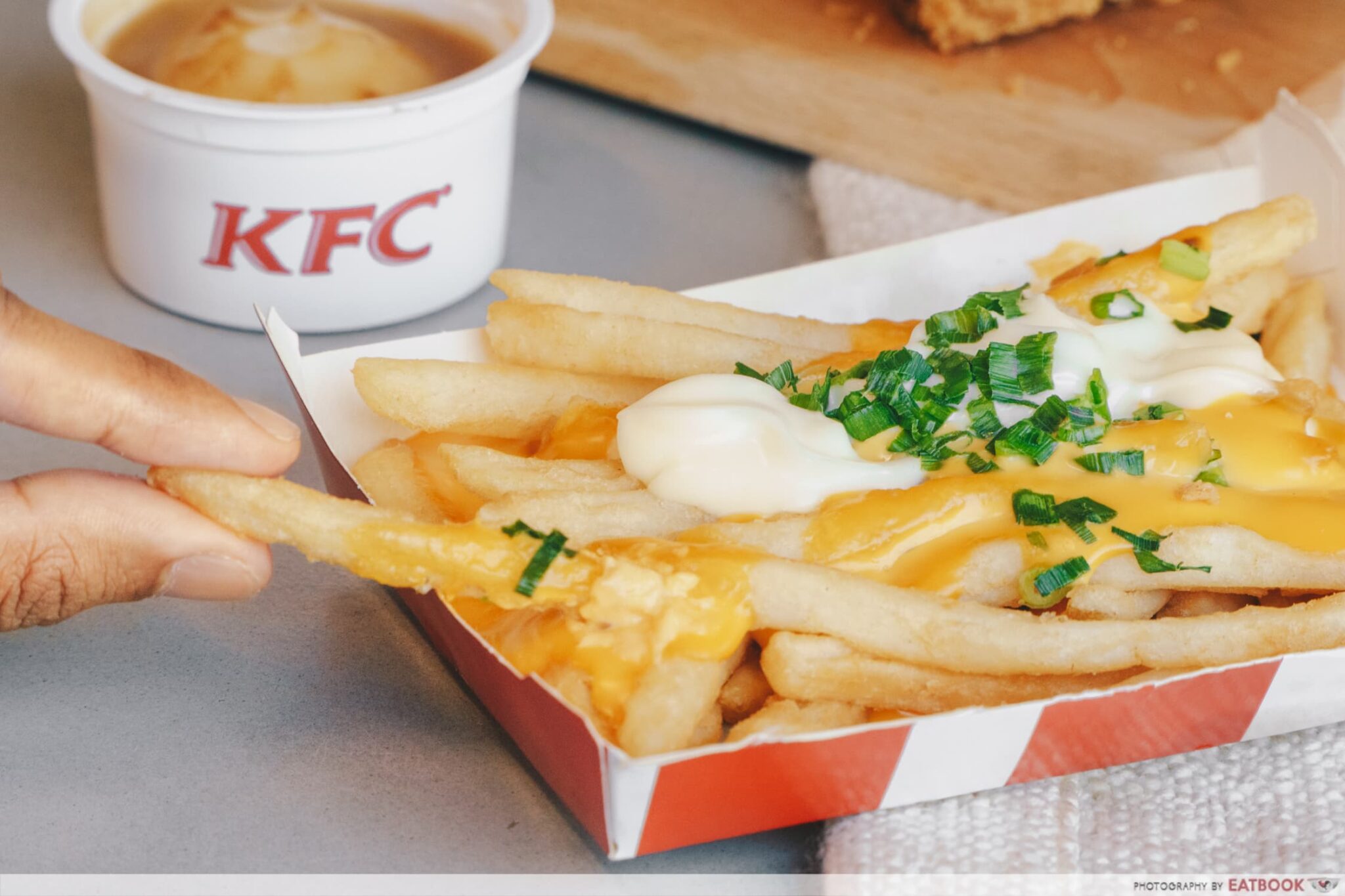 KFC Has A New Flossy Crunch Chicken That's Topped With Spicy Chicken ...