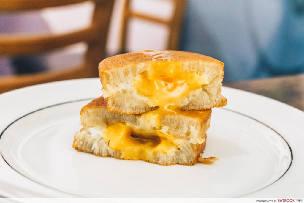 Egg Taste Review: Korean Egg Bread With Molten Durian, Chocolate Cheese ...
