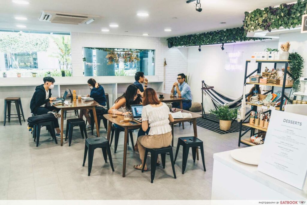 Onalu Review: $10 House-made Bagel Sandwiches and Mochi Brownies At ...