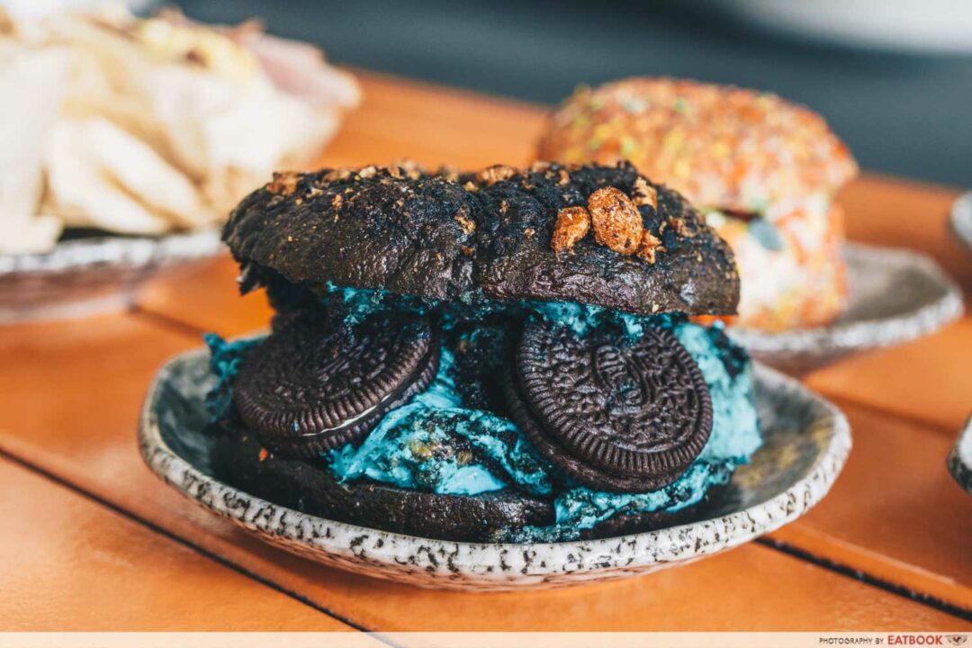 Onalu Review: $10 House-made Bagel Sandwiches and Mochi Brownies At ...