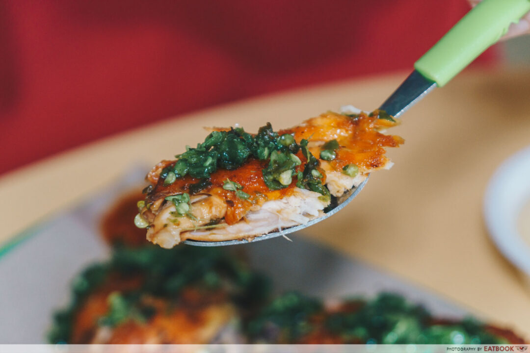 Green Chilli Chicken Rice Review: Incredibly Tender Chicken With ...