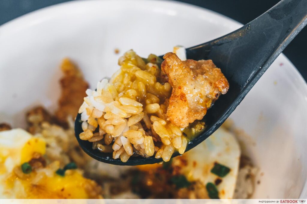 Nic & Tom Eatery Review: Seafood Cheese Bee Hoon, Pork Trotter Rice And ...