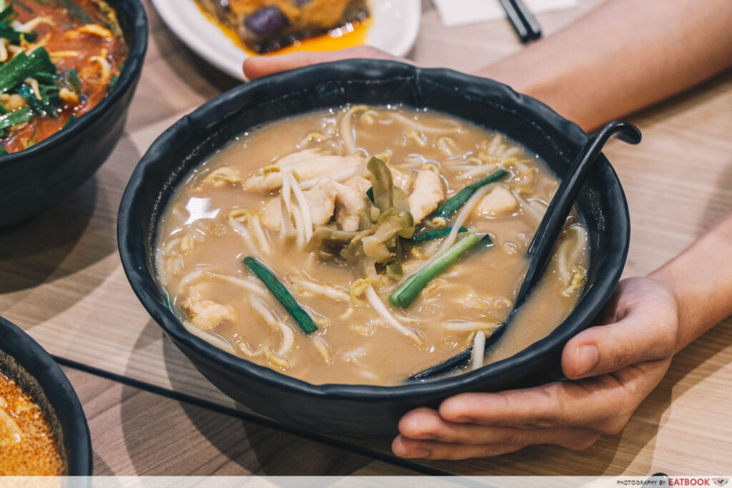 TamJai SamGor Review: Famous HK Diner Has Customisable Noodle Soup With ...