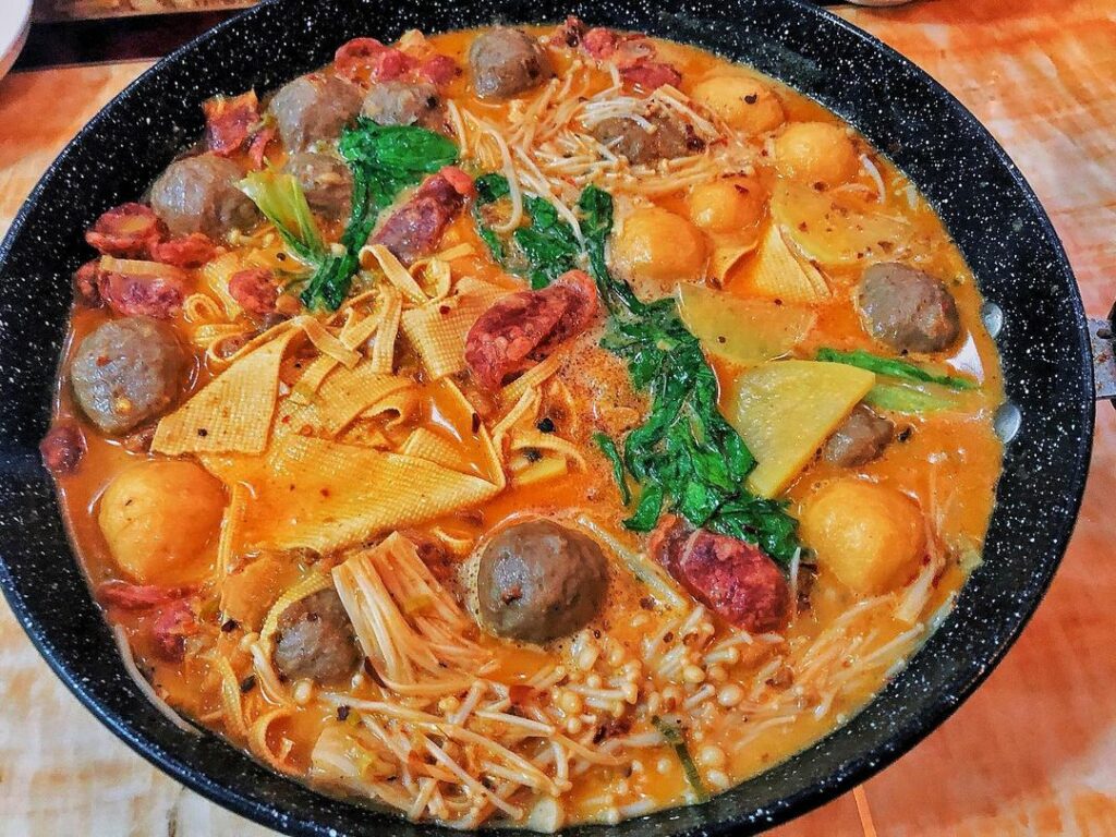 Yang Guo Fu: China's Largest Mala Tang Chain To Open Outlets In Singapore