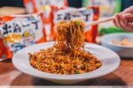 5 Ways To Zhng Up Your Instant Noodles With Just Luncheon Meat ...