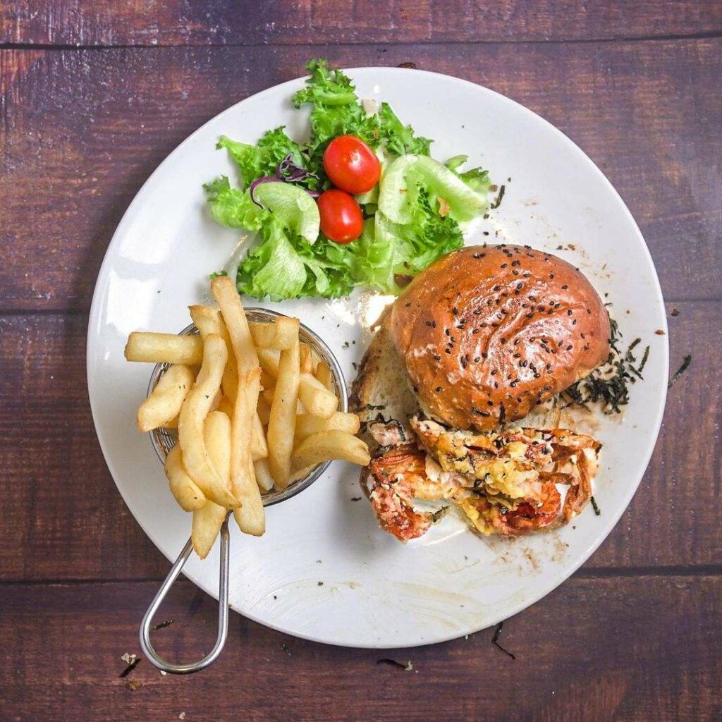 16 Bugis Cafes For Cotton Candy Coffee, Mochi Croissants And More ...