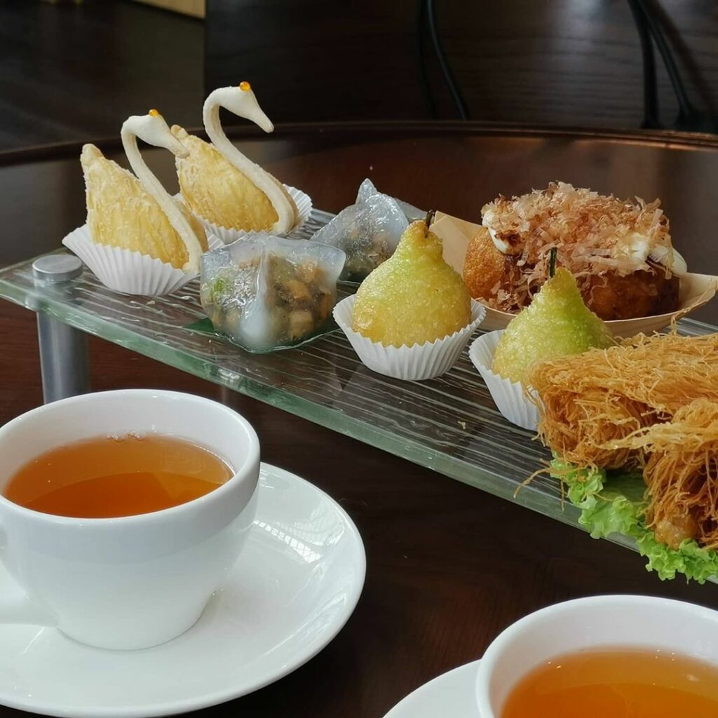 25 Best MBS Food Places And Restaurants To Try | Eatbook.sg