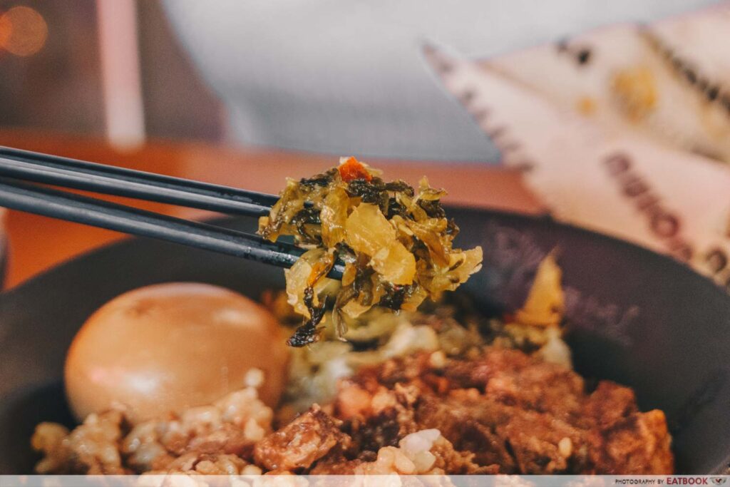 Emo Snacks Review: Taiwanese XXXL Chicken Chop And Abalone Mee Sua At ...