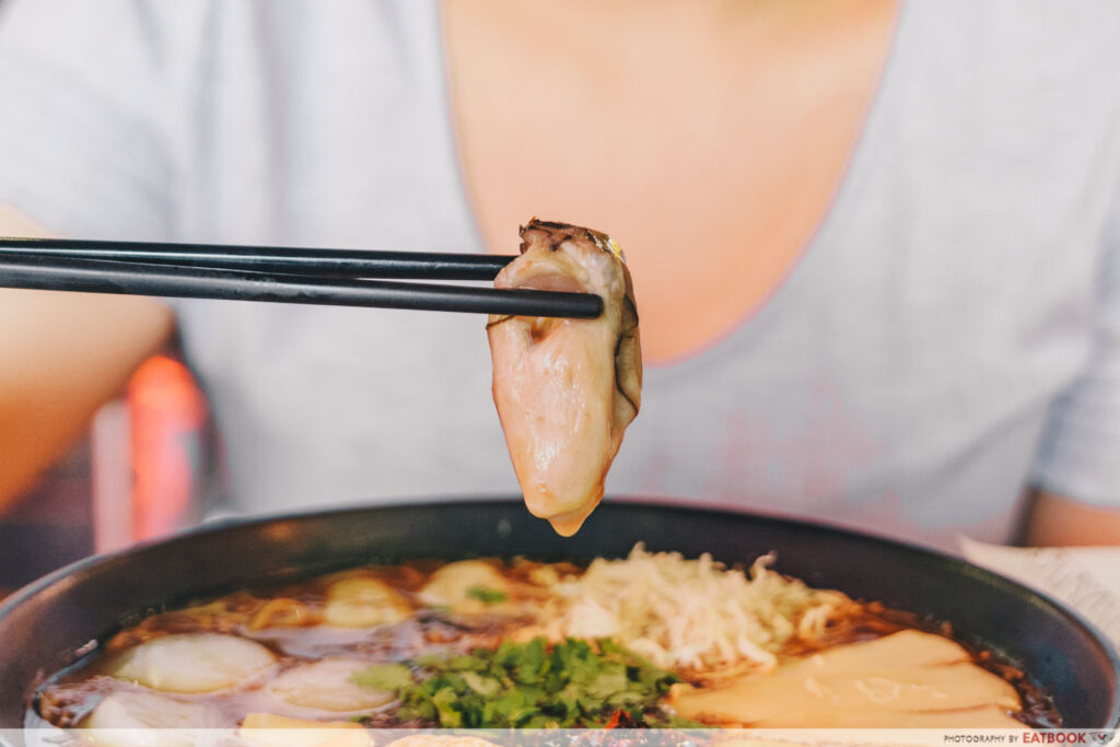 Emo Snacks Review: Taiwanese XXXL Chicken Chop And Abalone Mee Sua At ...