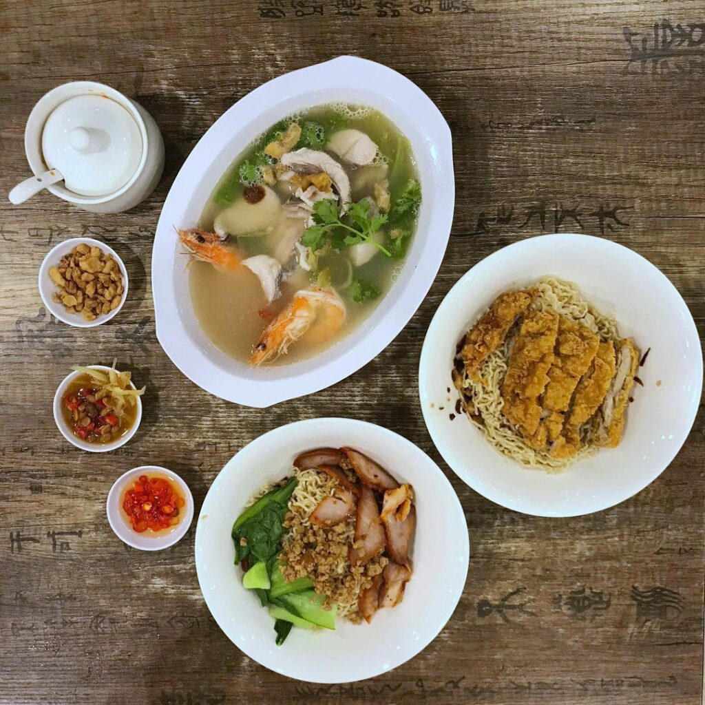 Labrador Park Food Guide: 12 Places For Live Seafood BBQ Buffet, Katsu ...