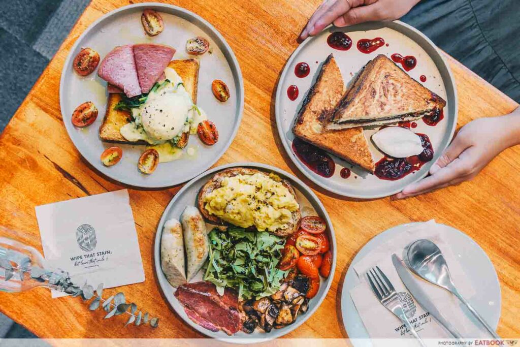 The Co-op Review: Hidden Cafe With Colonial Vibes For Spicy Ikura Prawn ...