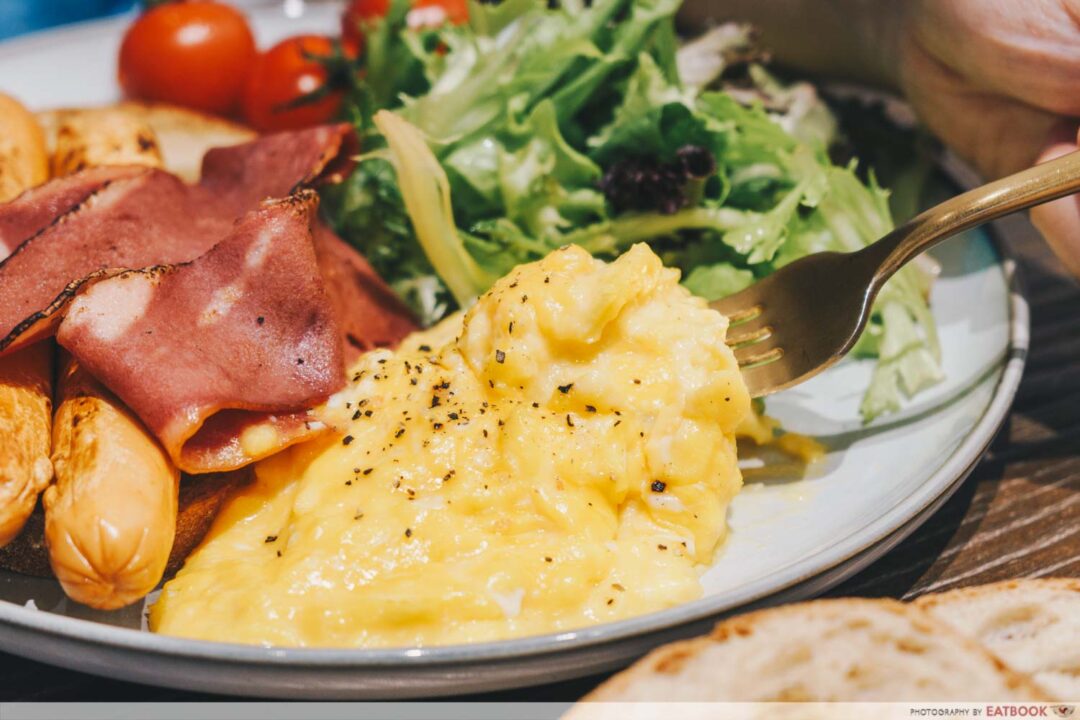 Burnt Cones Review: Gelato Cafe Open Till 12am | Eatbook.sg