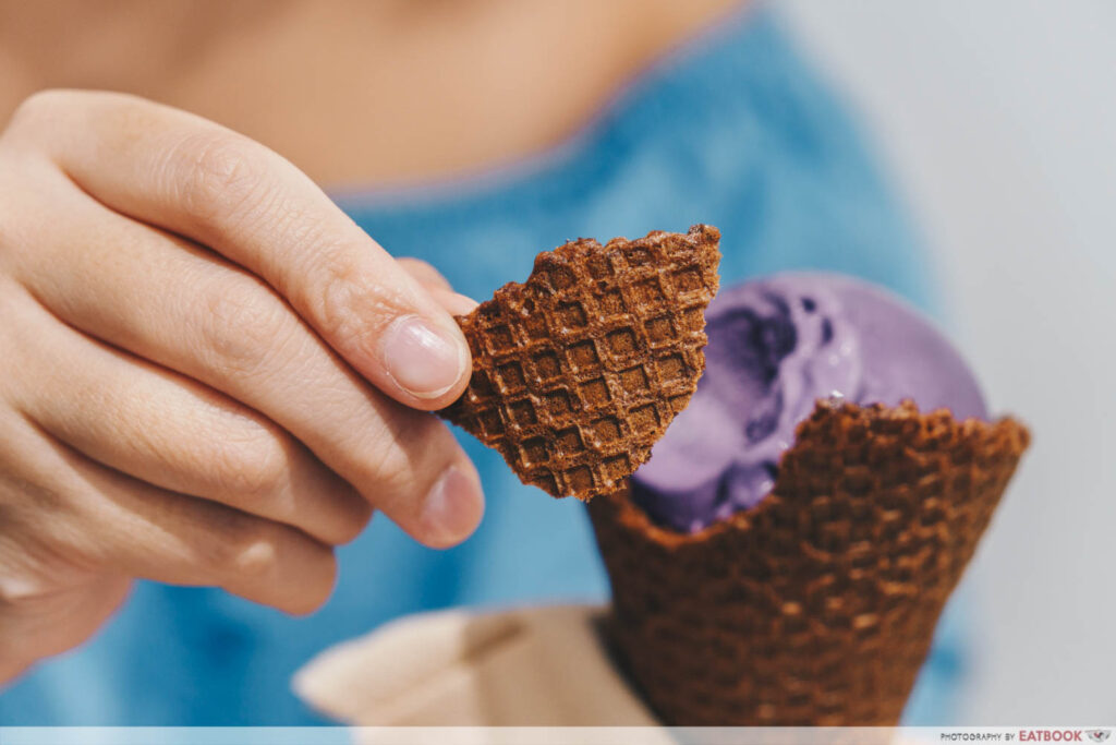 Burnt Cones Review: Gelato Cafe Open Till 12am | Eatbook.sg