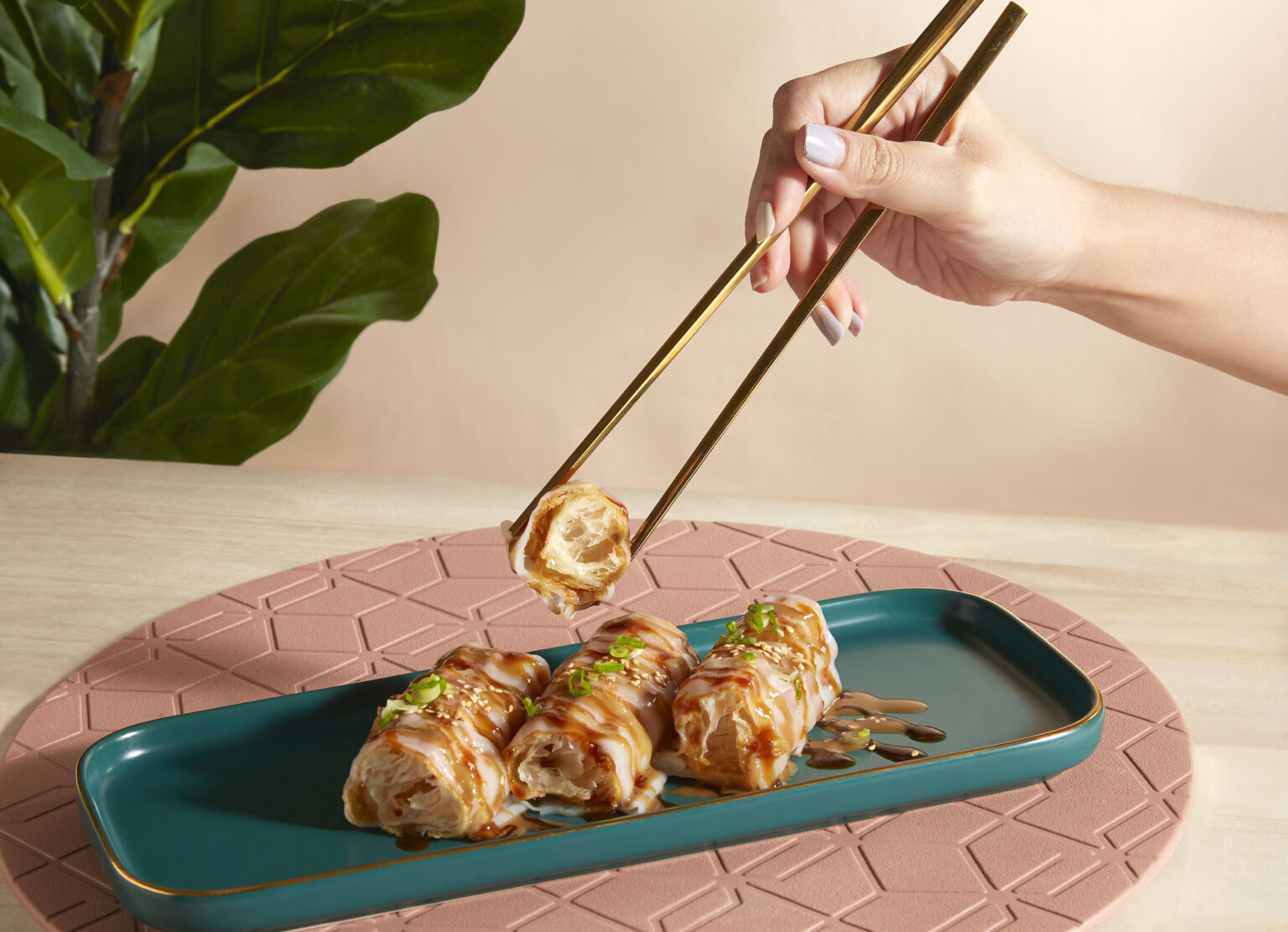 An Insider Guide To Eating Every Dim Sum Dish And Enjoying It Like A ...