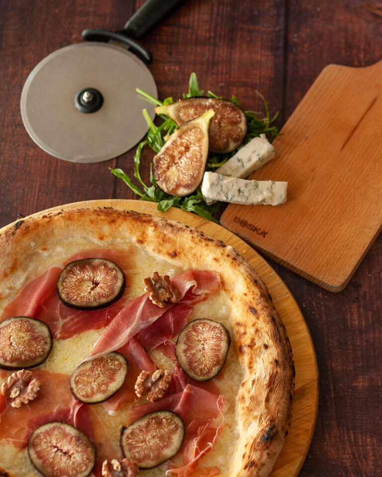 13 Pizza Delivery Services For All Budgets, Including Truffle And Halal ...