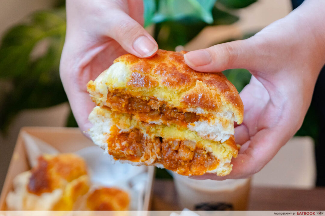 Champion Bolo Bun Review: Three Storey-Cafe With Curry And Butter Bolo Buns