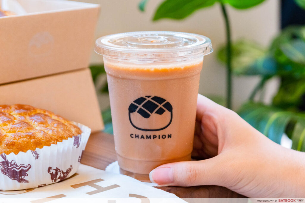 Champion Bolo Bun Review: Three Storey-Cafe With Curry And Butter Bolo Buns