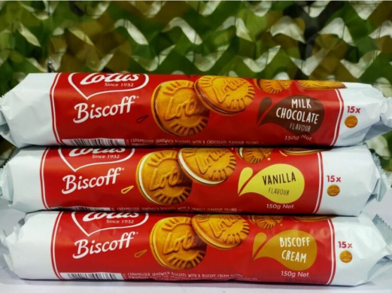 Lotus Biscuits With Biscoff Cream, Milk Chocolate, And Vanilla Fillings ...