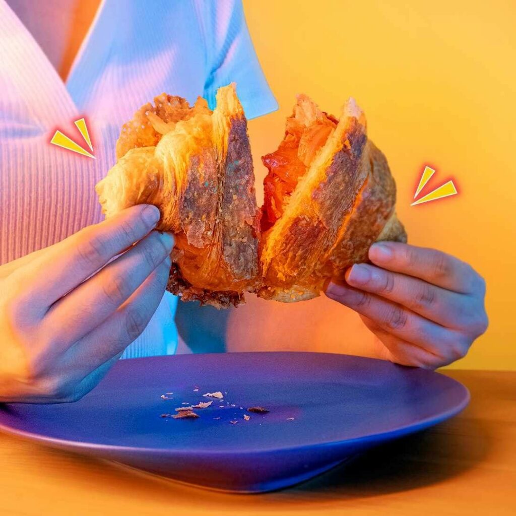 BreadTalk Releases New Hazelnut Pudding Roll Cake Made With TikTok ...
