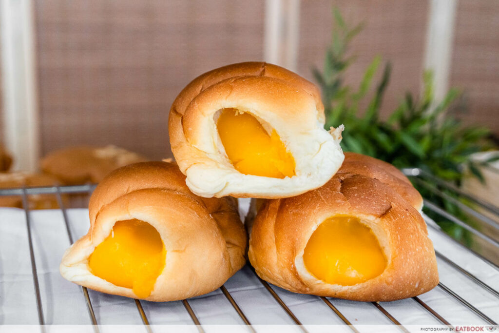 Lau Chong Kee Mini Review: Old-School Bakery In Chinatown | Eatbook.sg
