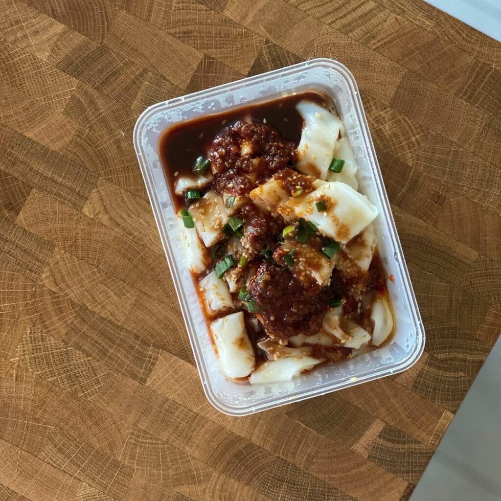 Teck Hin Delicacies: Chee Cheong Fun With Long Queues At Ghim Moh Market