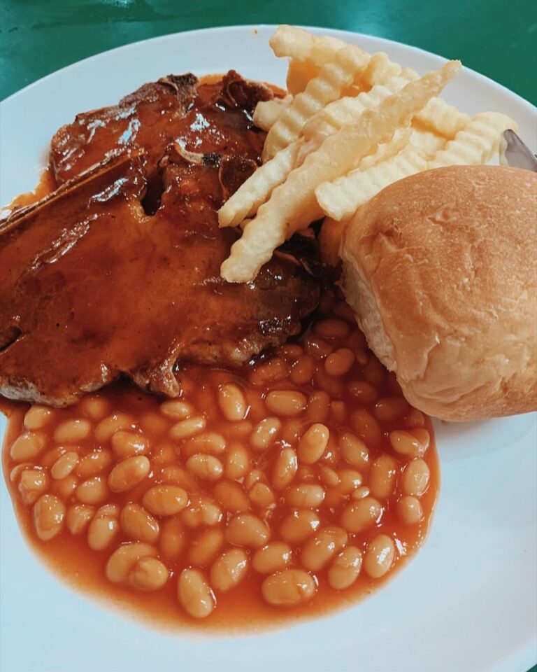 13 Best Old-School Western Food Stalls In Singapore | Eatbook.sg