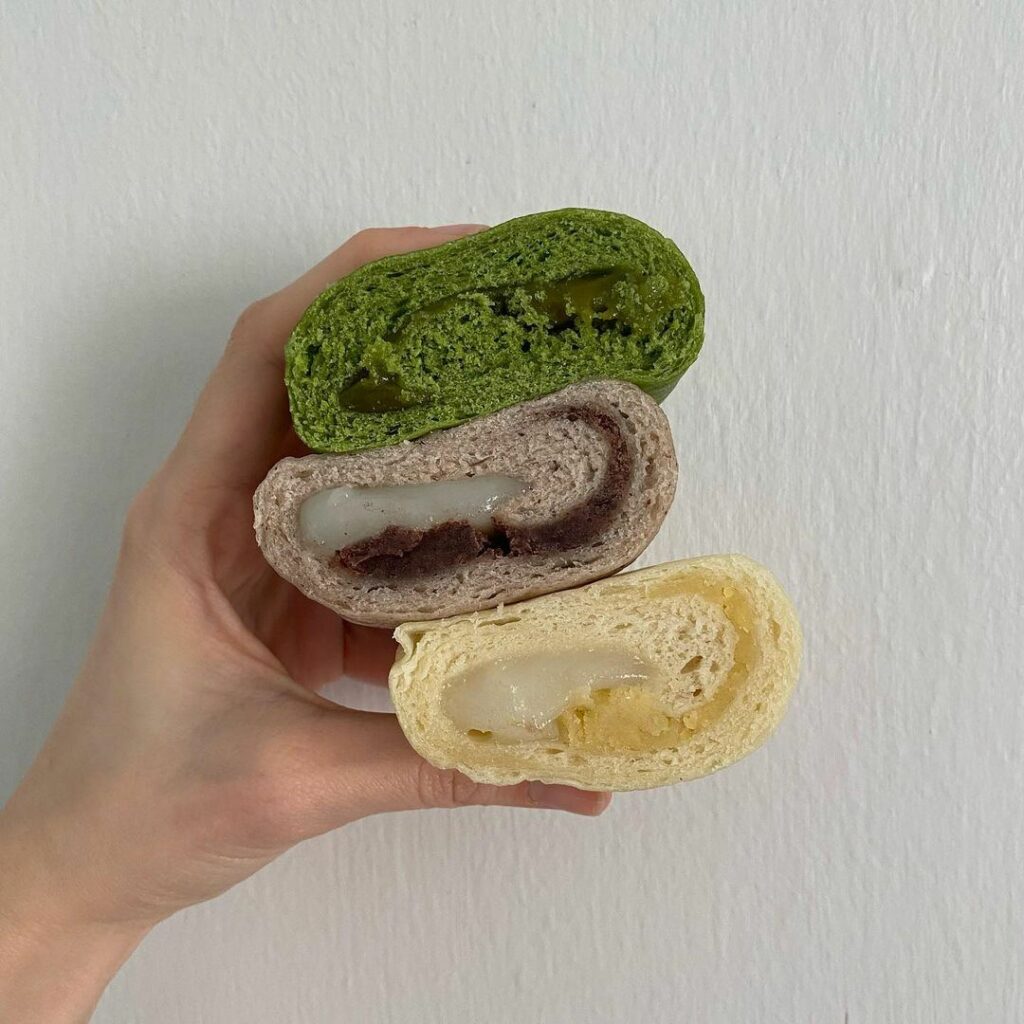 Mamafang: Handmade Mochi Buns With Black Sesame, Matcha Red Bean And More At This Online Bakery