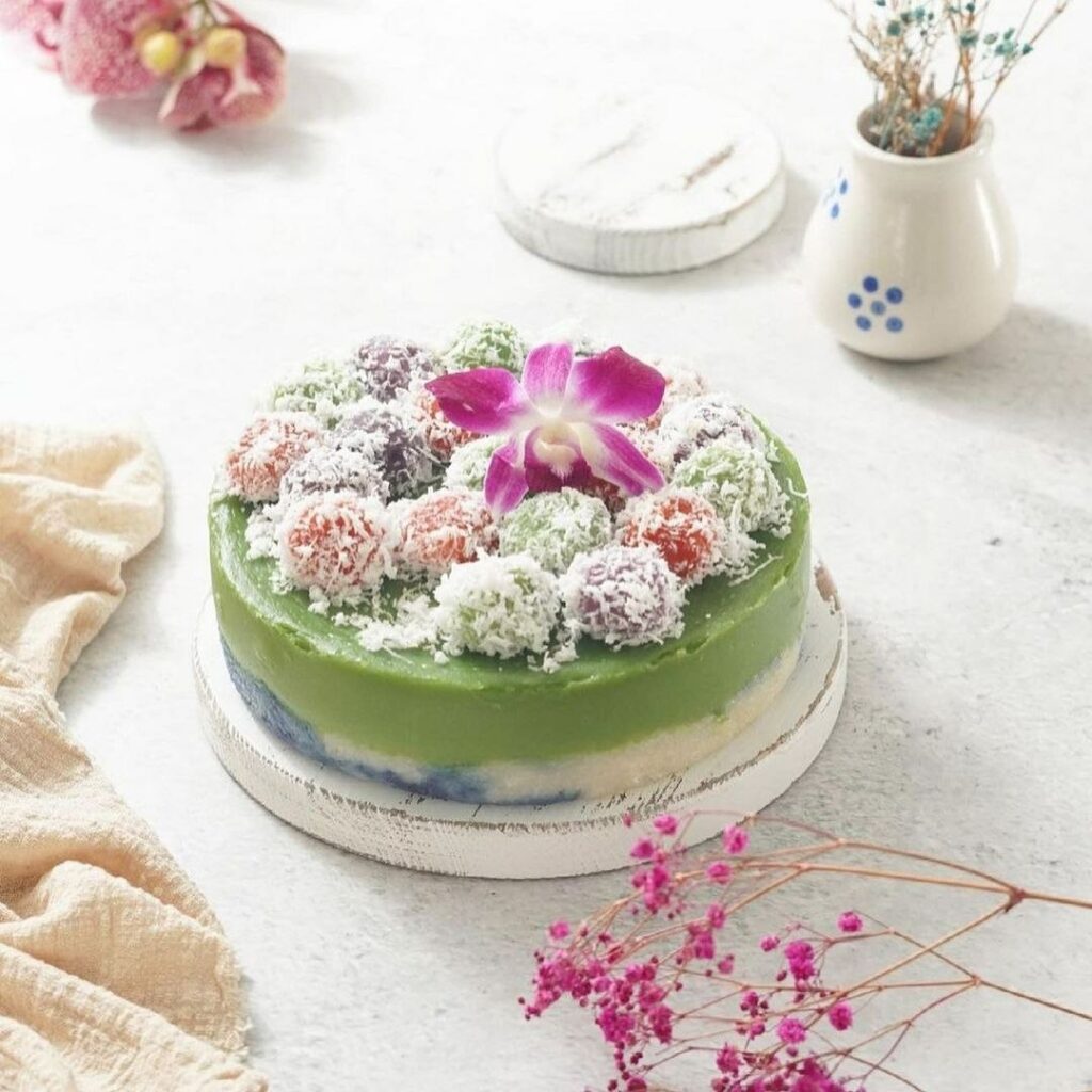 One Sweet Bite: IG-Worthy Kueh Salat Cake Topped With Rainbow Ondeh ...