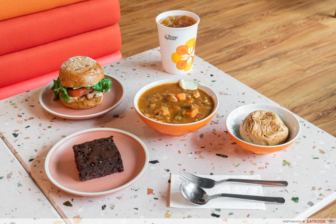 13 Stadium Food Places To Eat At | Eatbook.sg