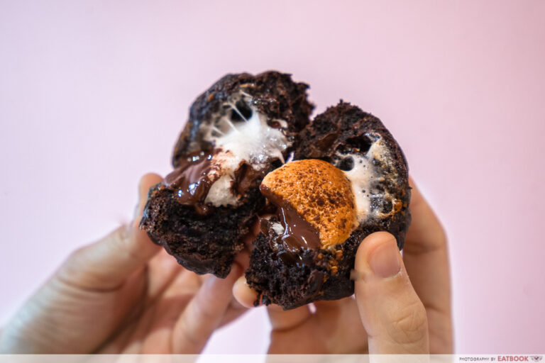 Whiskdom Review: Loaded Bagelwiches, Lava Cookies And More At IG-Famous ...