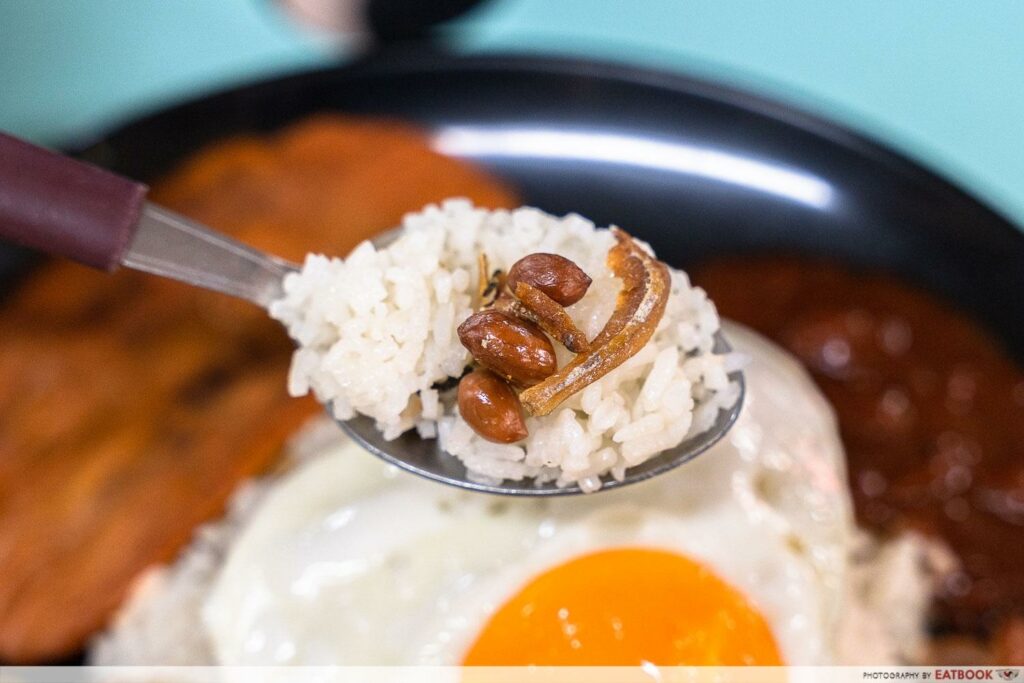 Wing Liao Lor Review: Father-Daughter Stall Selling Nasi Lemak With ...
