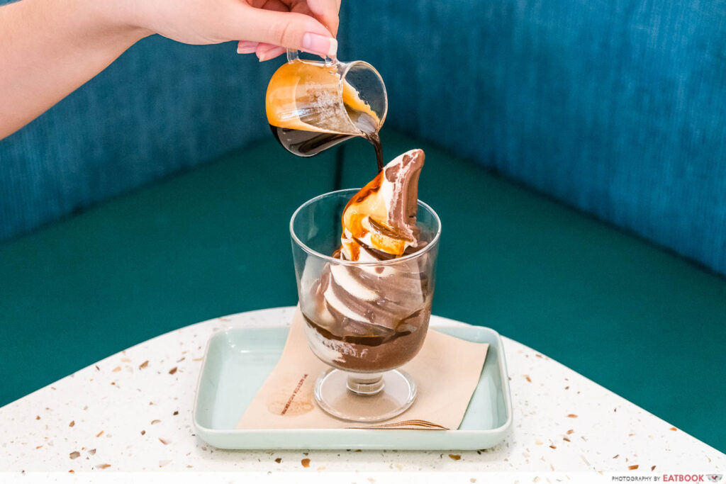 AM:PM Cafe Review: Egglet Waffles With Soft Serve Ice Cream In Ang Mo Kio