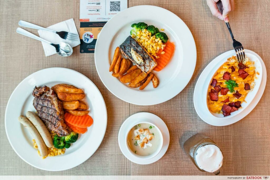 The Clementi Mall Food Guide: 10 Places For Korean Hotpot, Ramly Burger ...