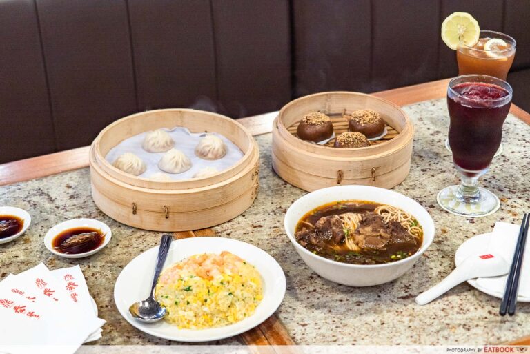 The Seletar Mall Food Guide: 10 Places For Wagyu Yakiniku, Chilli Crab ...