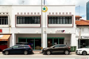 Fluff Bakery Review: IG-Famous Halal Bakery With Horlicks Cupcake ...