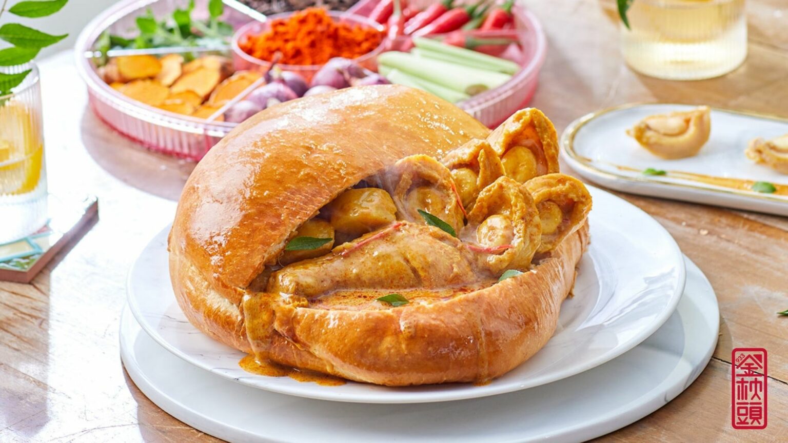 Golden Pillow 933 Now Has Thai Green Curry Pillow Buns And Zi Char Dishes