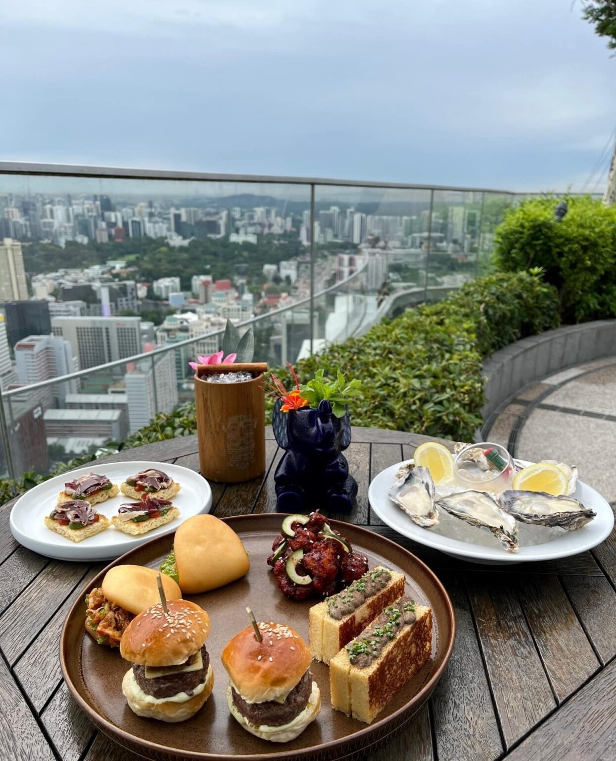 10 Affordable Rooftop Restaurants For Date Nights | Eatbook.sg