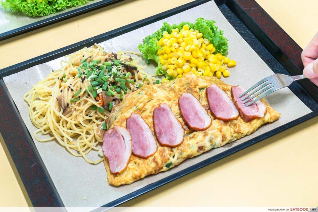 Omelette Chef Review: Ex-Hotel Chef Opens Stall Specialising In ...