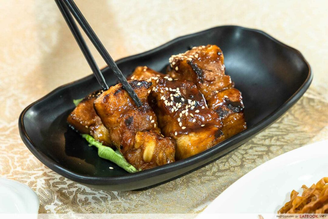 18 Seafood Review: Unique Zi Char With XO Fried Mee Pok And Champagne ...