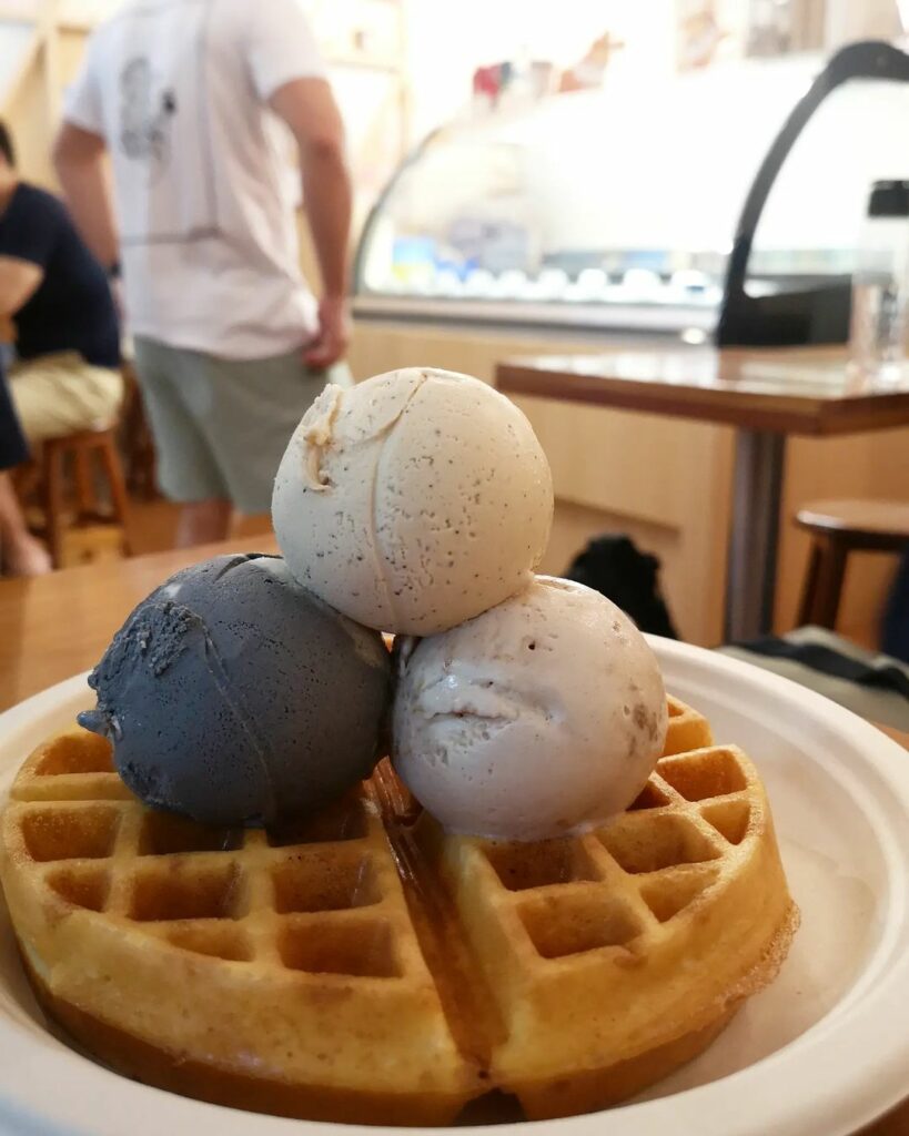 Top In Asia | 30 Ice Cream and Waffles Cafes In Singapore, Including ...